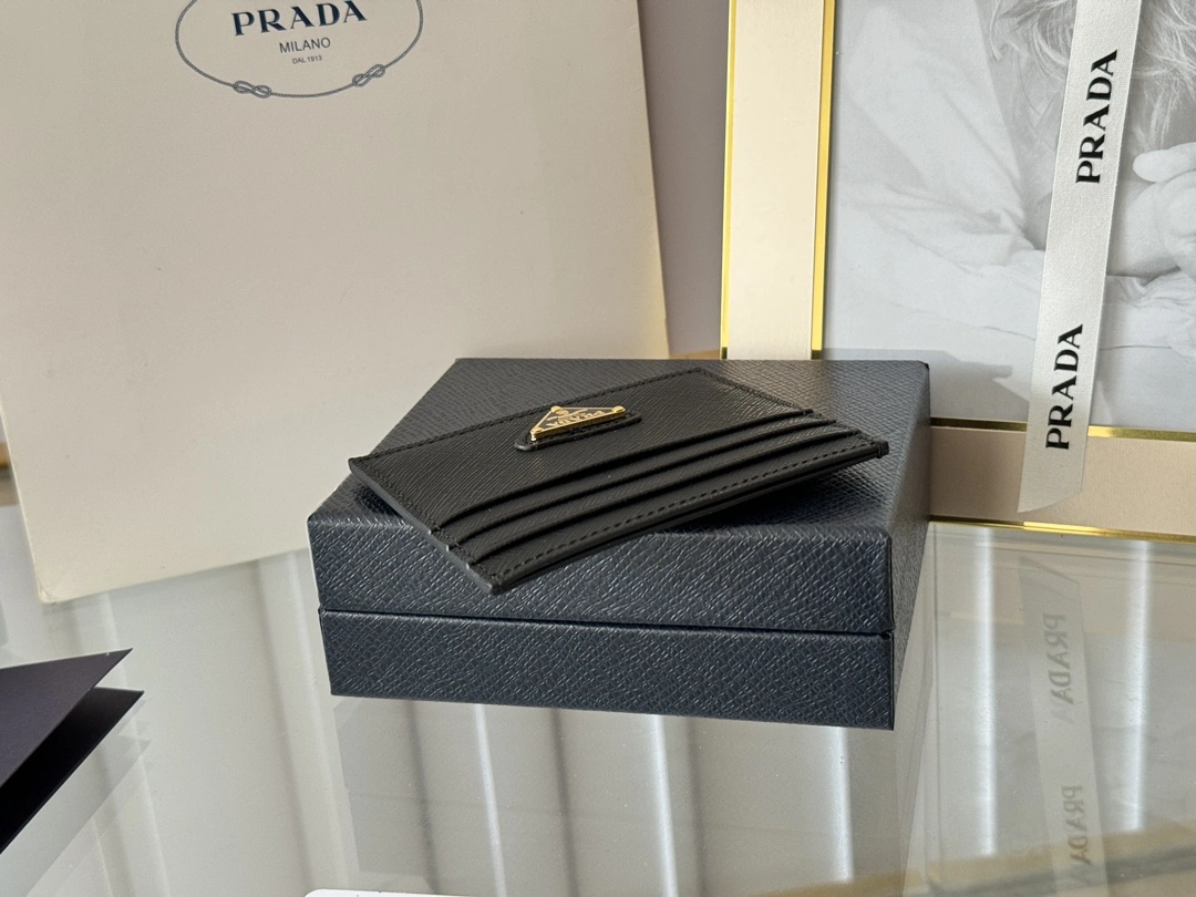 1:1 copy Prada Wallets Purse