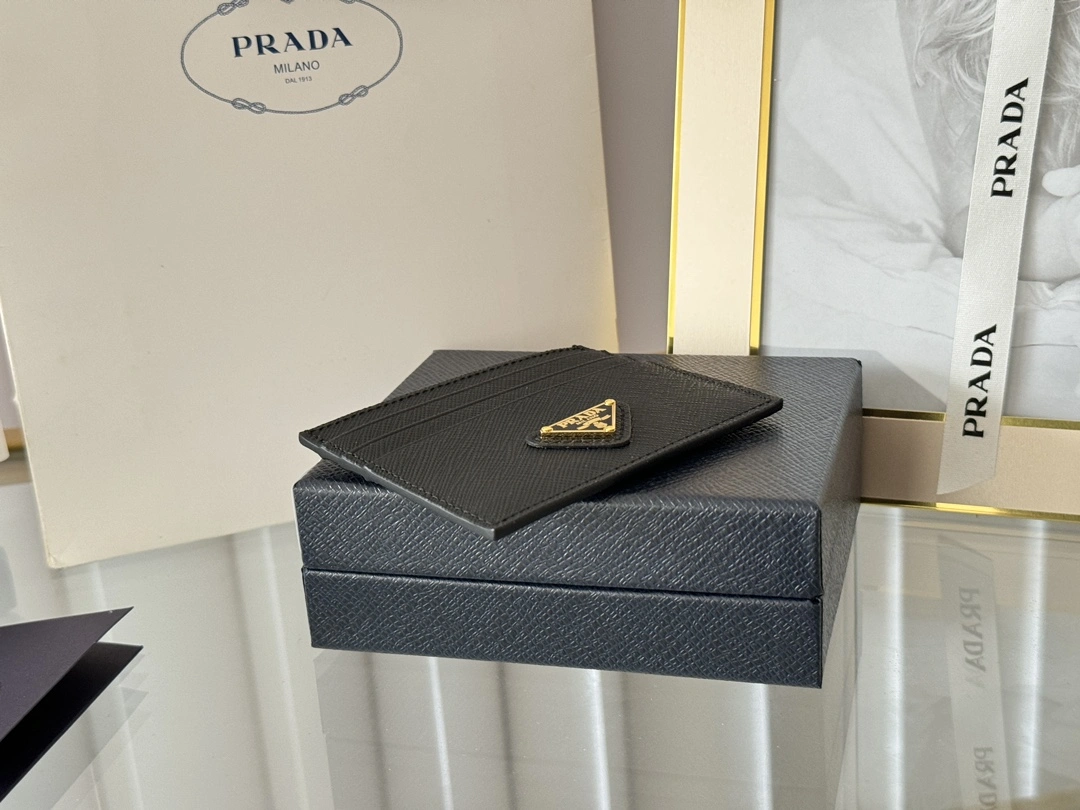 1:1 copy Prada Wallets Purse