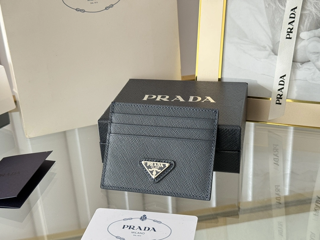 Brand-authenticated Prada Wallets Purse