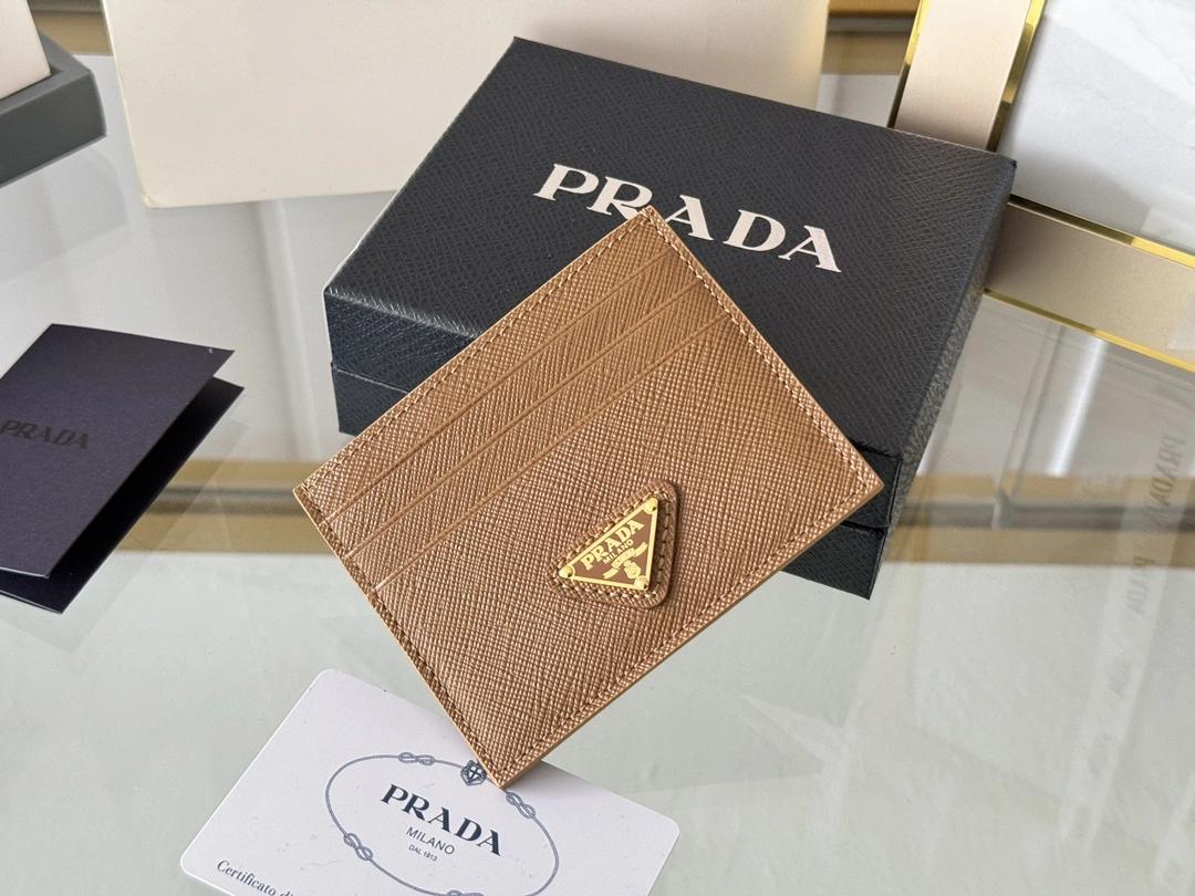 Discounted Prada Wallets Purse