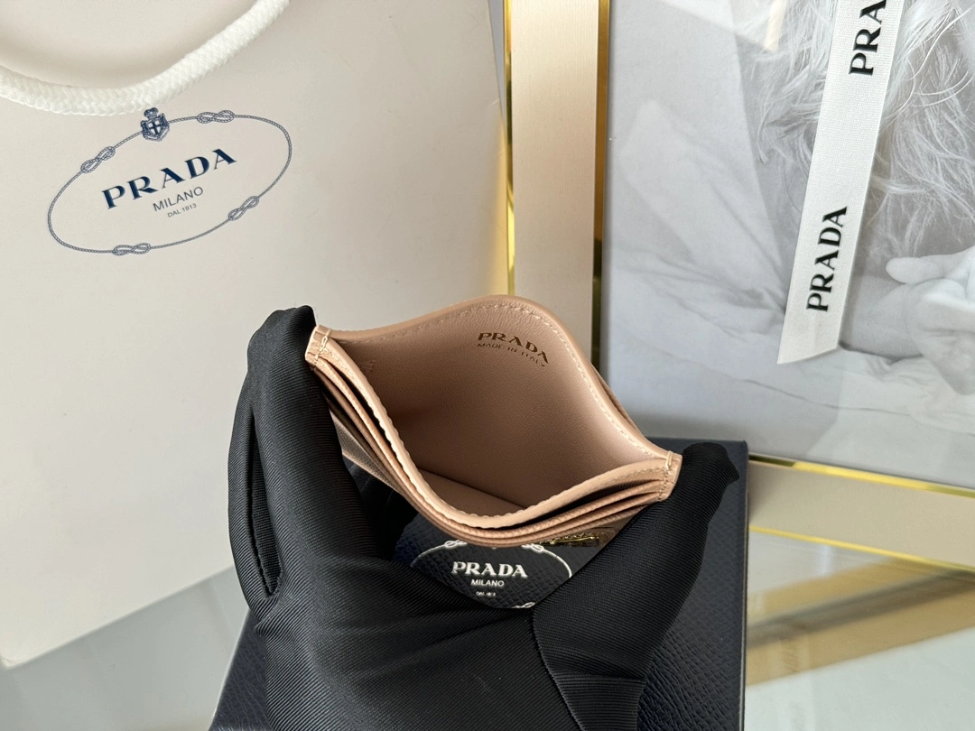 Top mirror Prada Wallets Purse