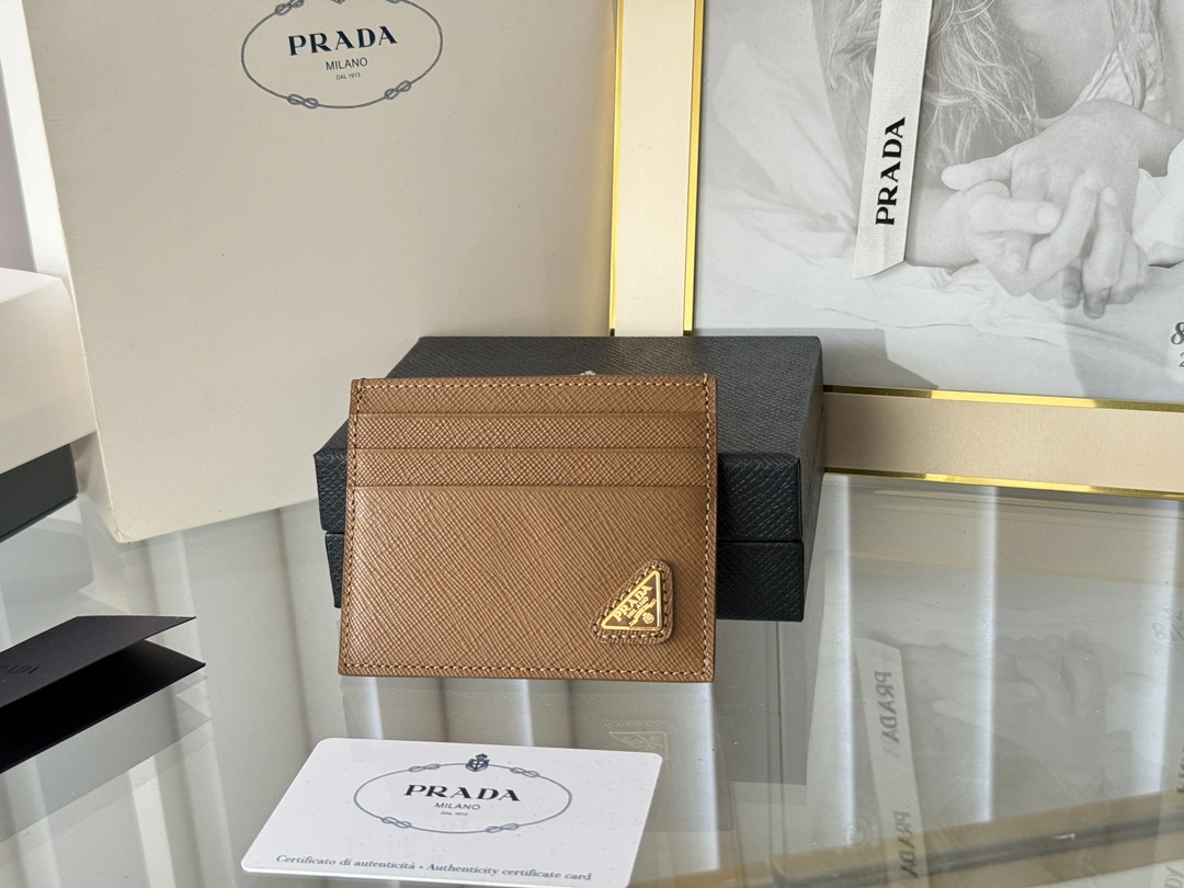 Inexpensive Prada Wallets Purse