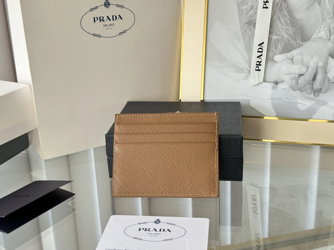 Inexpensive Prada Wallets Purse