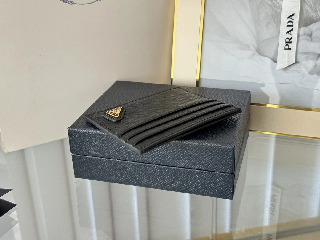 Accurate model Prada Wallets Purse