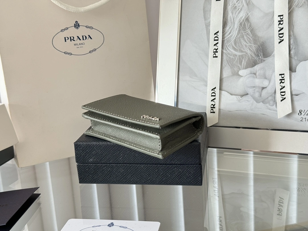 Low-cost Prada Wallets Purse