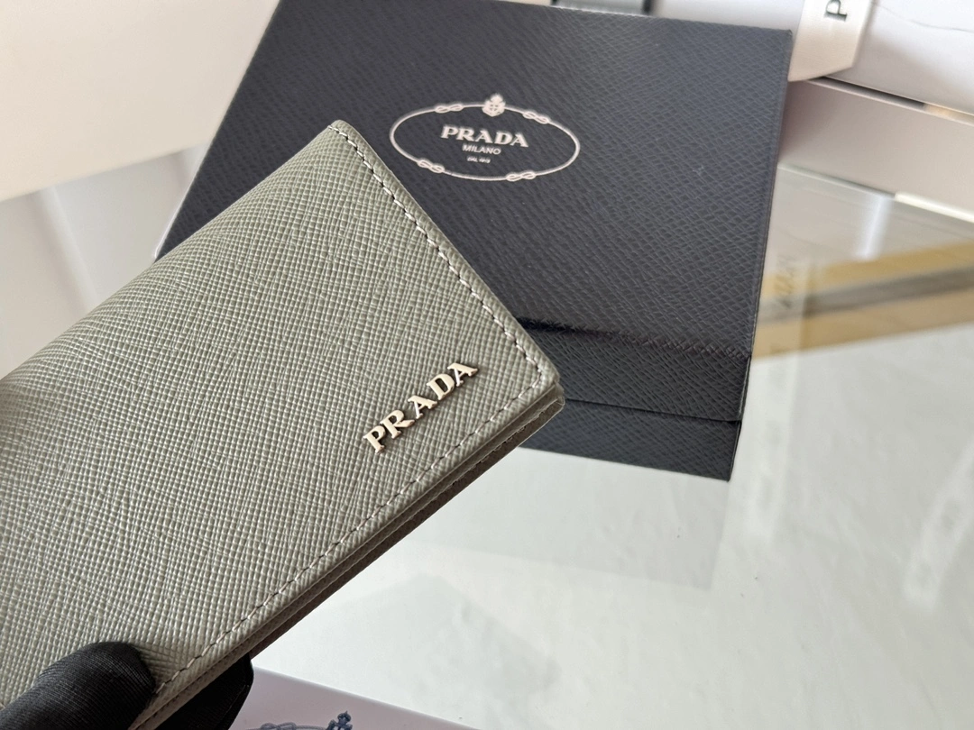 Low-cost Prada Wallets Purse