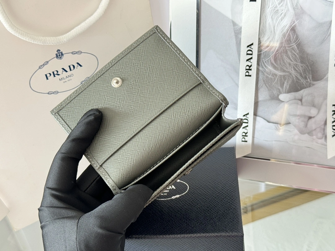 Low-cost Prada Wallets Purse
