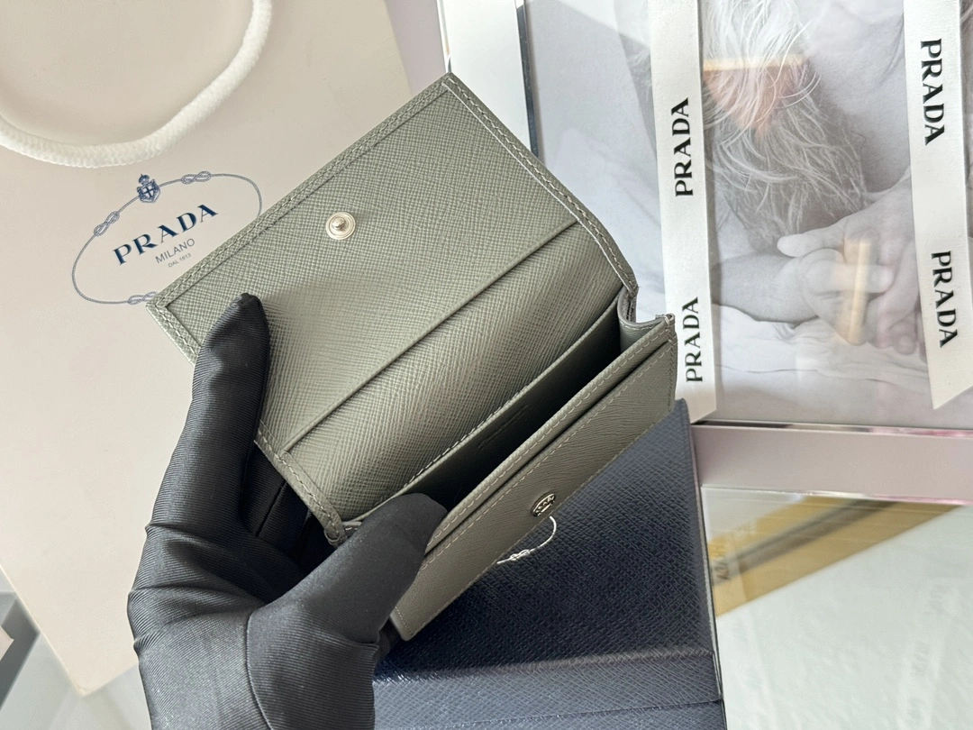 Mirror quality Prada Wallets Purse
