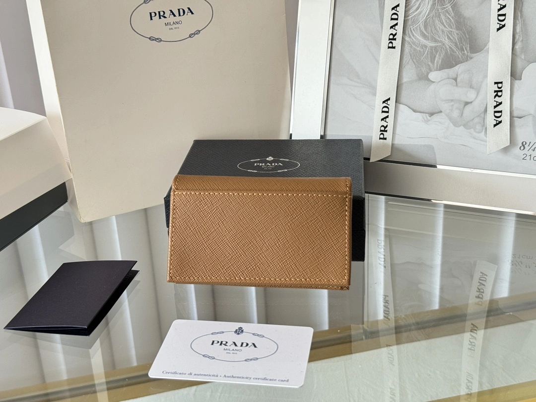 1:1 copy Prada Wallets Purse