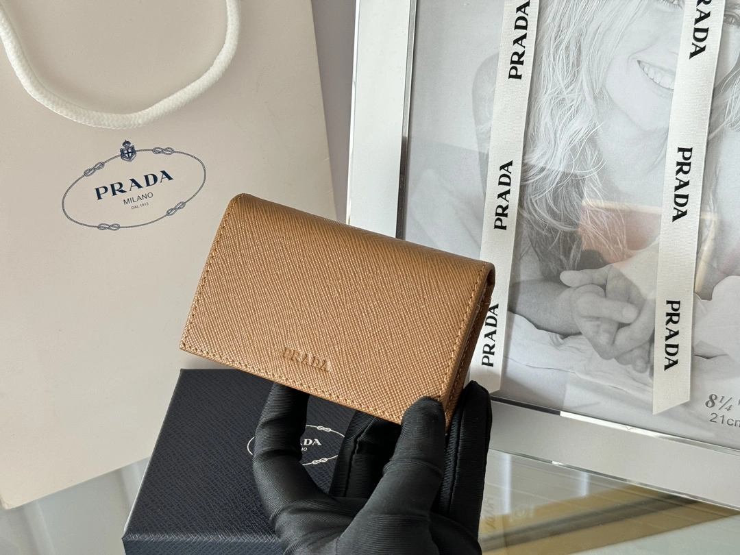 1:1 copy Prada Wallets Purse