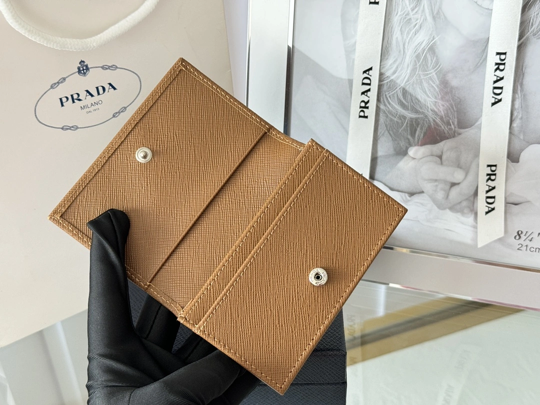 1:1 copy Prada Wallets Purse