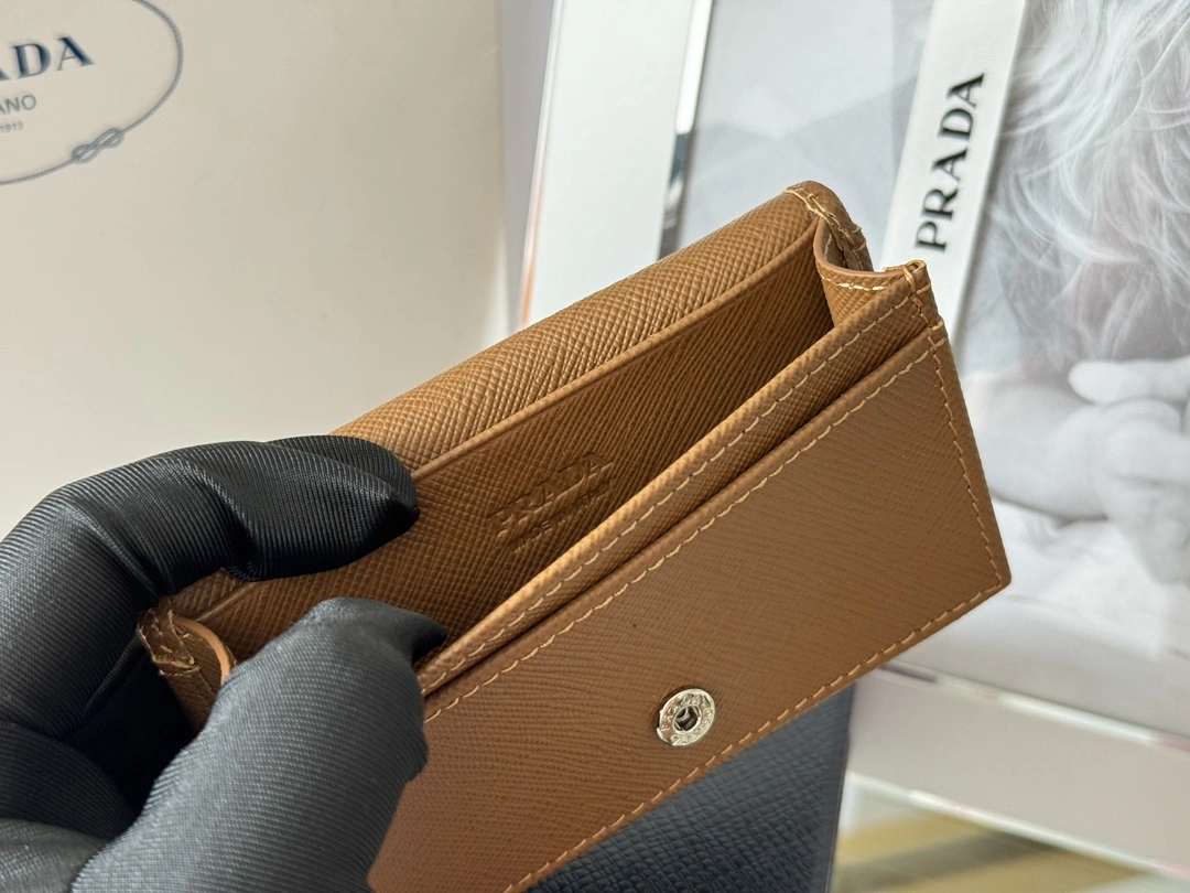 1:1 copy Prada Wallets Purse