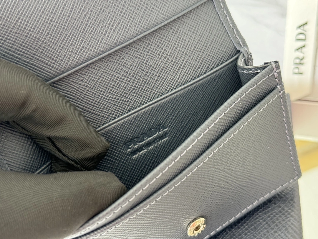 Brand-original Prada Wallets Purse