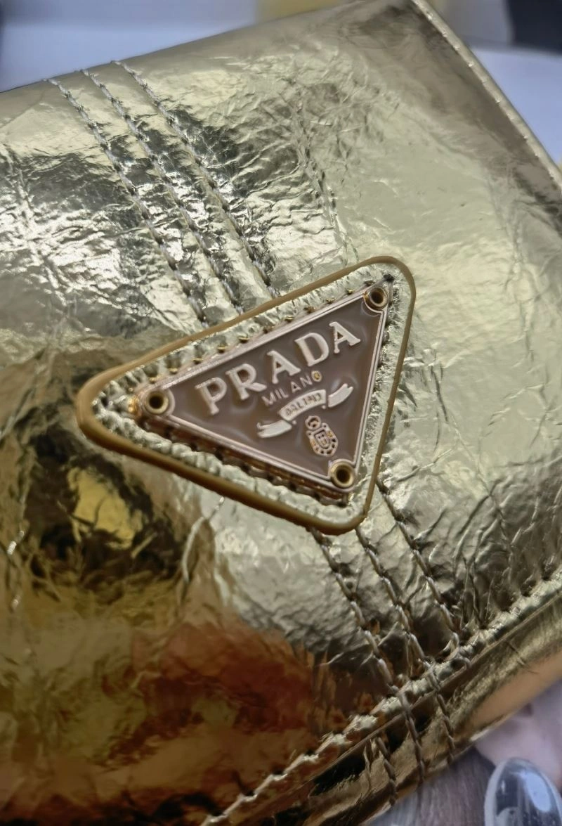 Factory-made Prada Wallets Purse