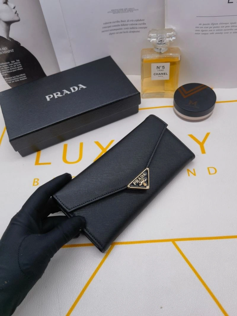 Inexpensive Prada Wallets Purse