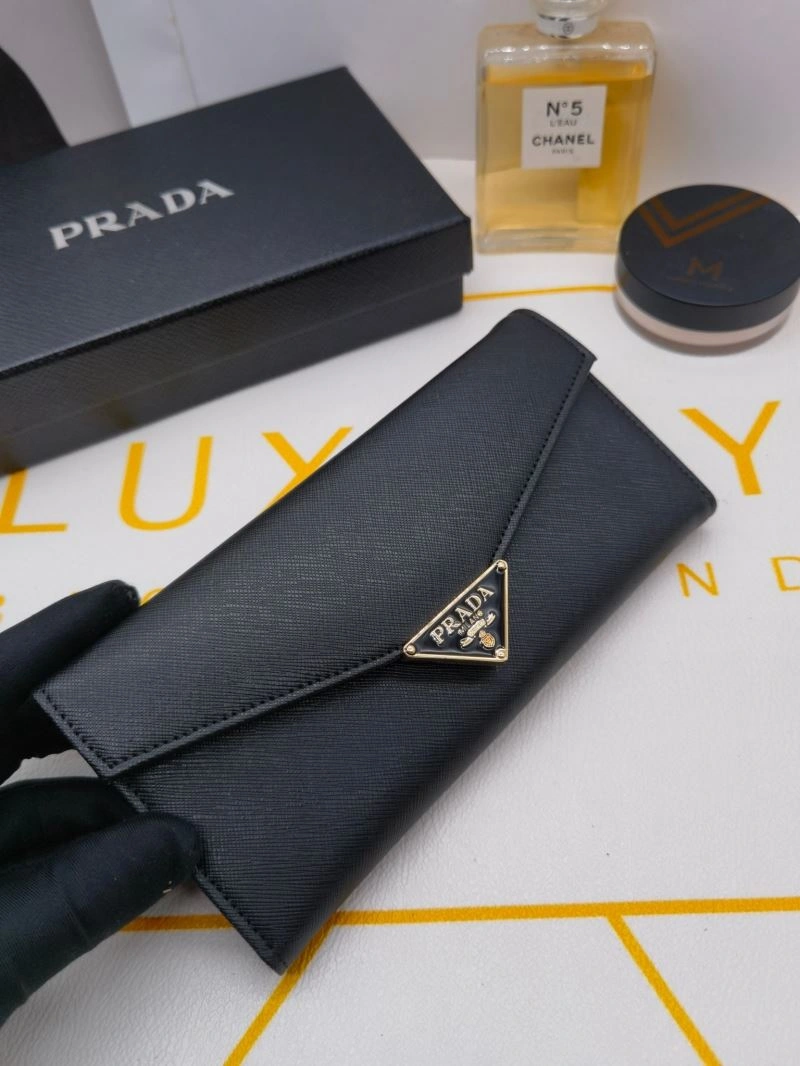 Inexpensive Prada Wallets Purse