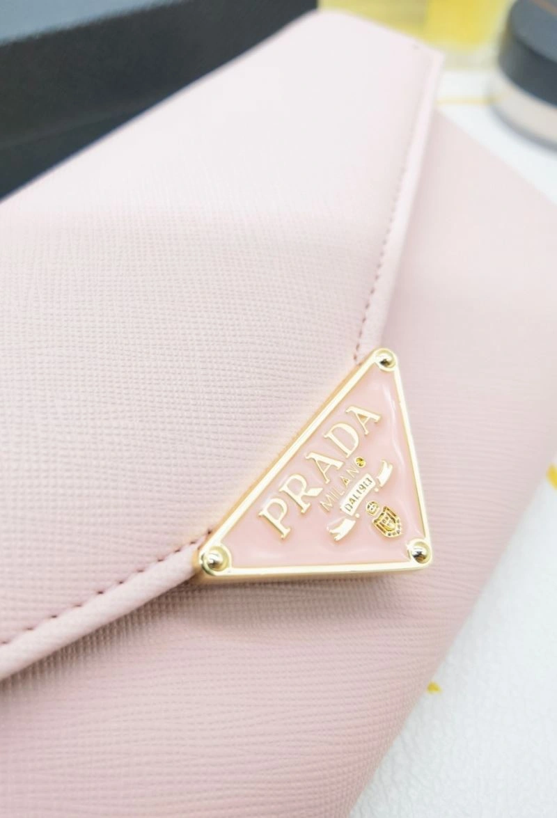 Discounted Prada Wallets Purse