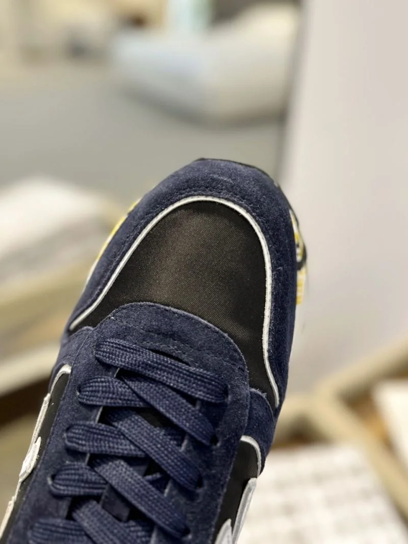 Top mirror Premiata Shoes