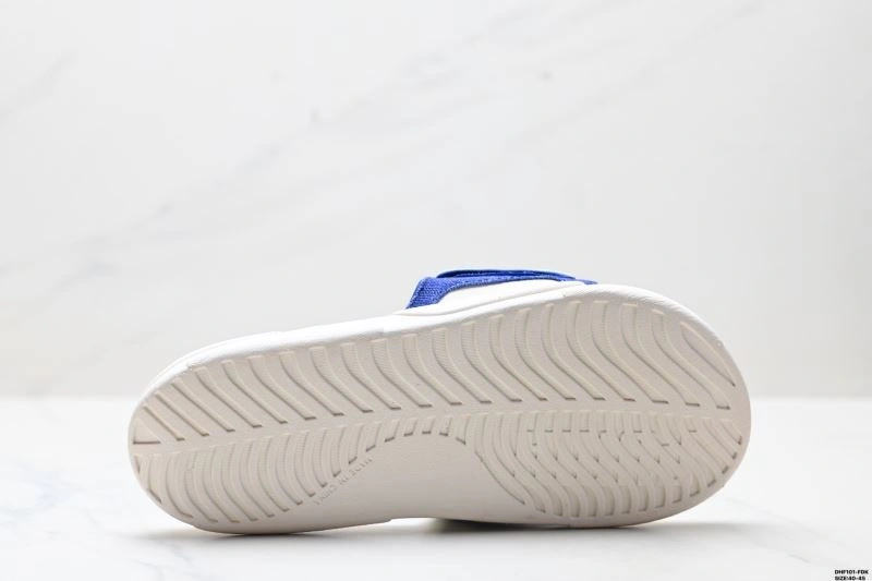 Cut-rate Puma Sandals