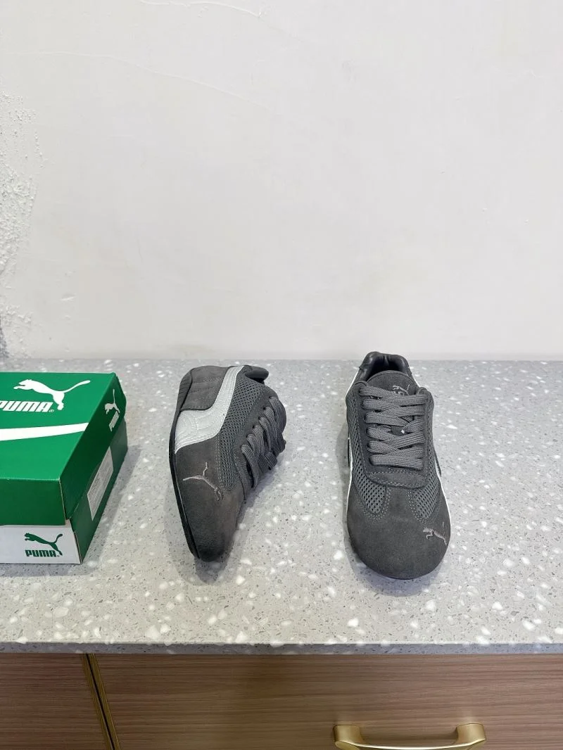 Top mirror Puma Shoes
