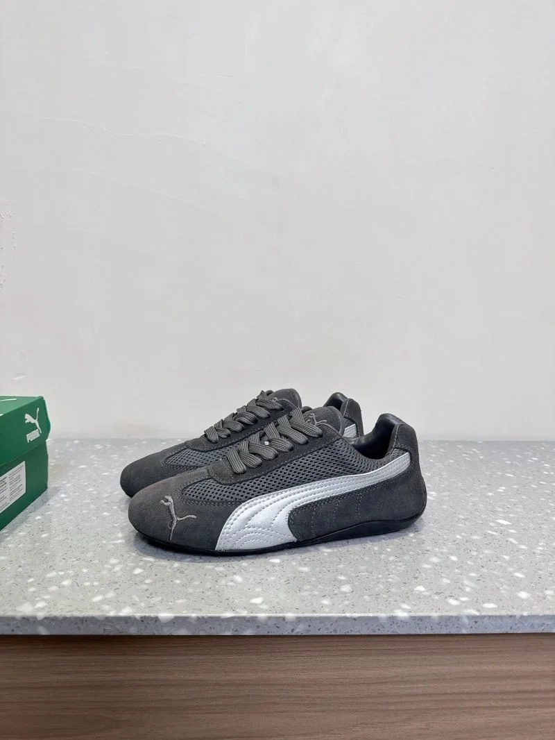Top mirror Puma Shoes