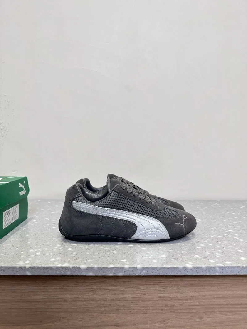 Top mirror Puma Shoes