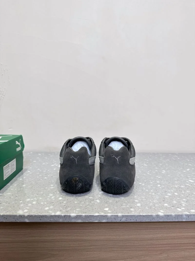 Top mirror Puma Shoes
