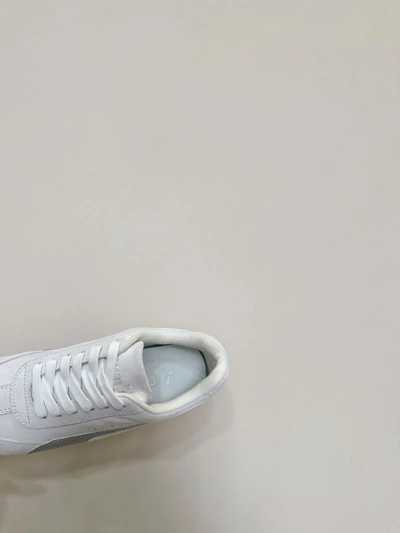 Indistinguishable Puma Shoes