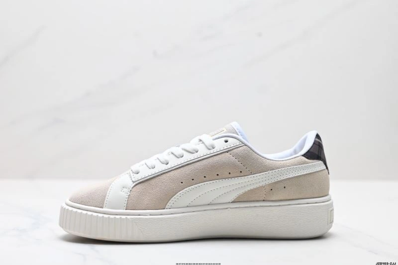 Accurate model Puma Shoes