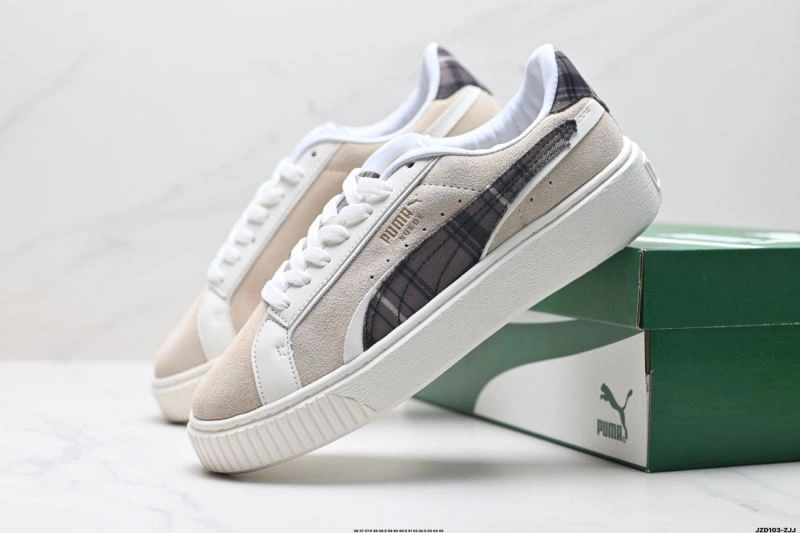 Accurate model Puma Shoes