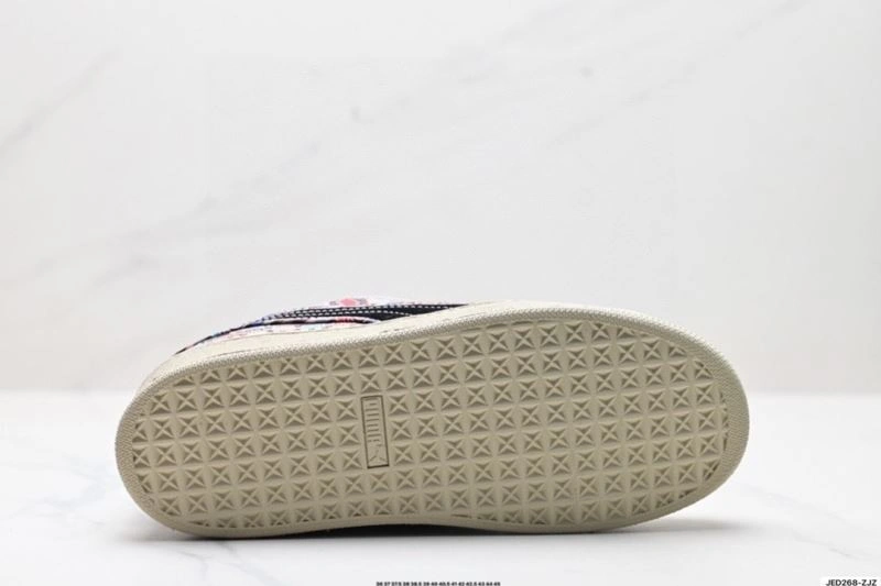 Brand-authenticated Puma Shoes