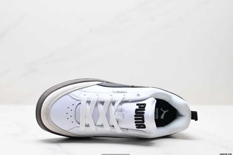 Low-cost Puma Shoes