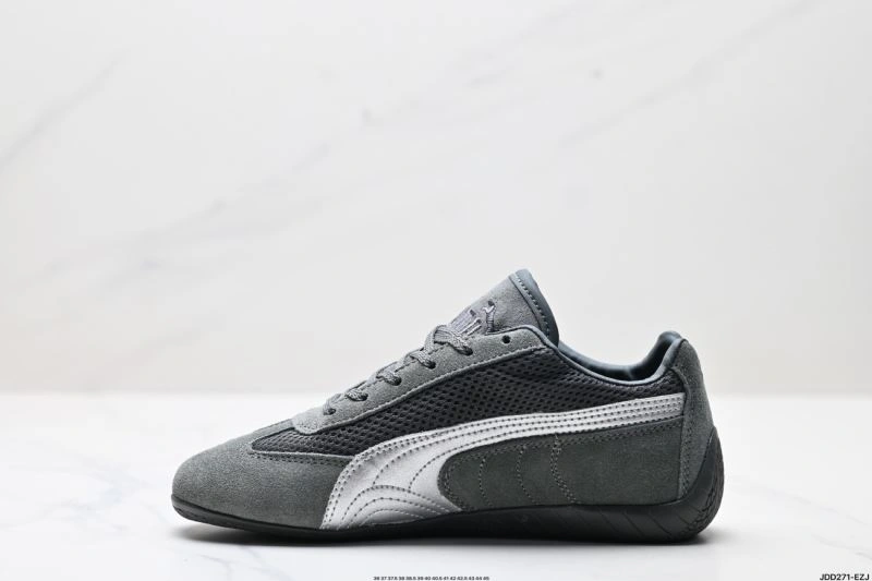 Top mirror Puma Shoes