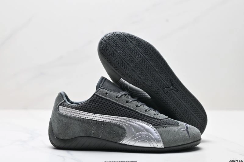 Top mirror Puma Shoes