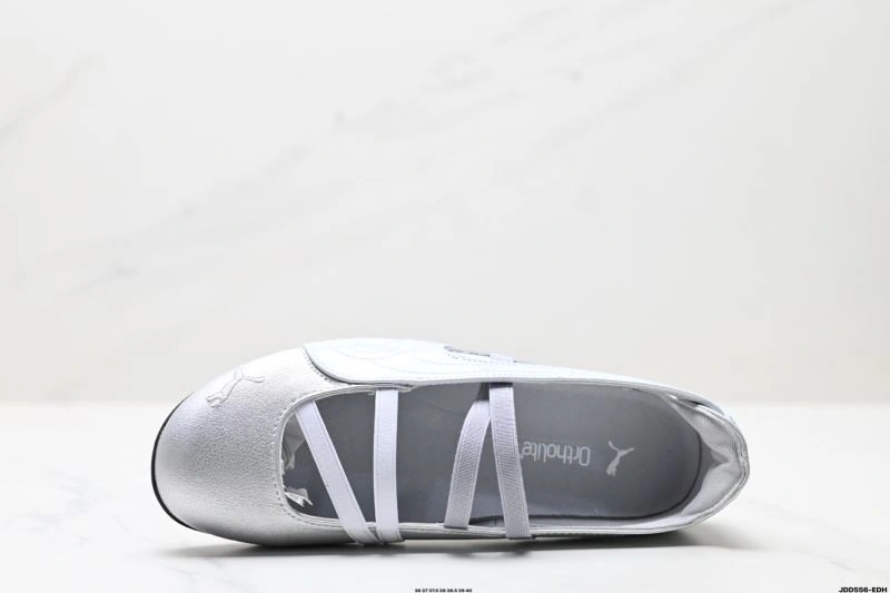 Low-cost Puma Shoes
