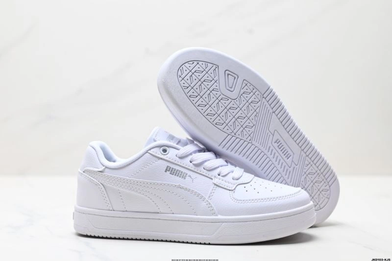 Accurate model Puma Shoes