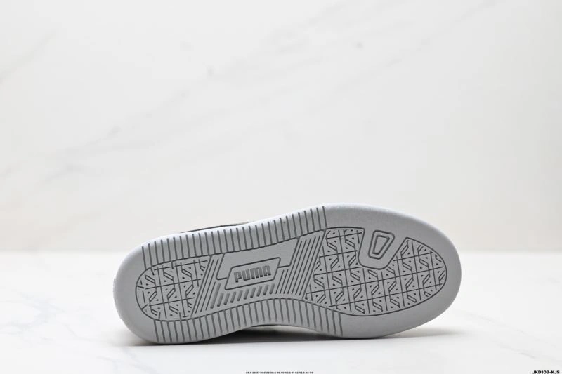 Brand-authenticated Puma Shoes
