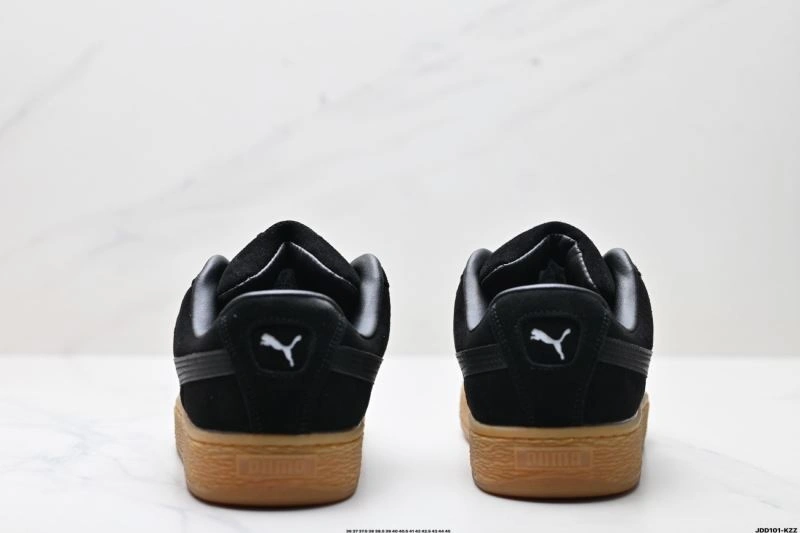 Top mirror Puma Shoes