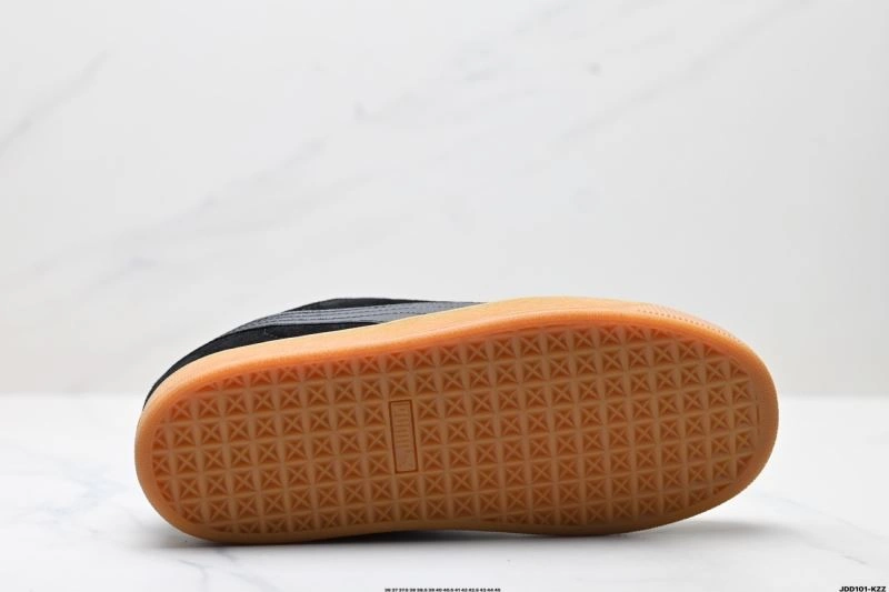 Top mirror Puma Shoes