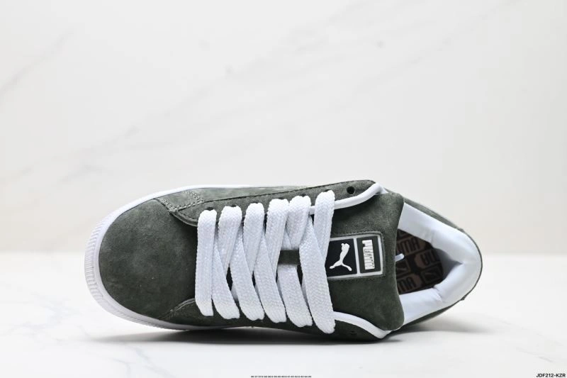 Accurate model Puma Shoes