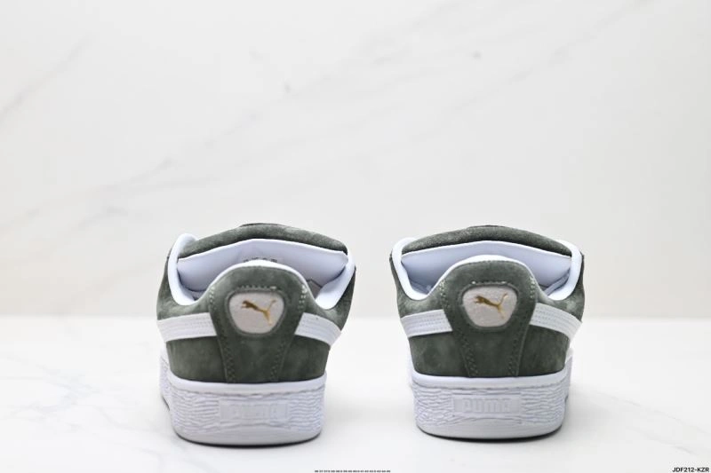 Accurate model Puma Shoes