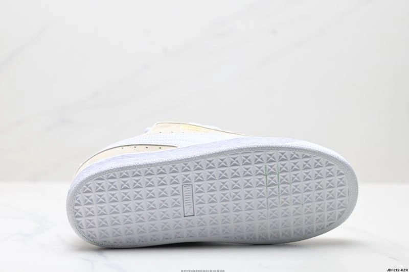 Accurate model Puma Shoes