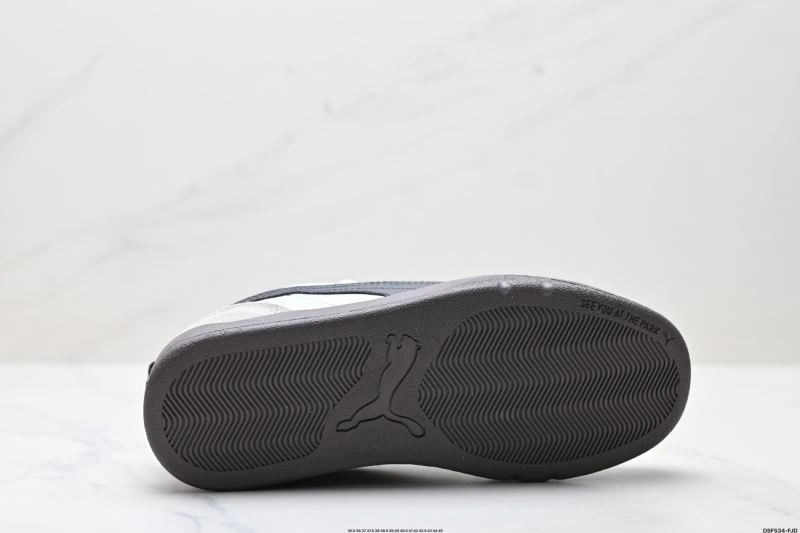 Brand-authenticated Puma Shoes