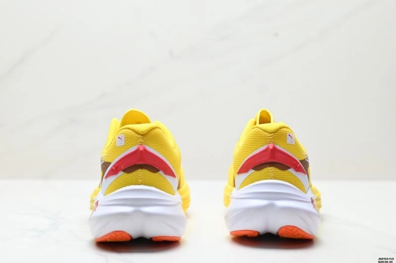 Low-cost Puma Shoes