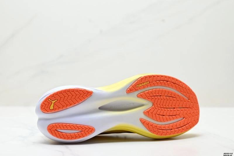 Low-cost Puma Shoes