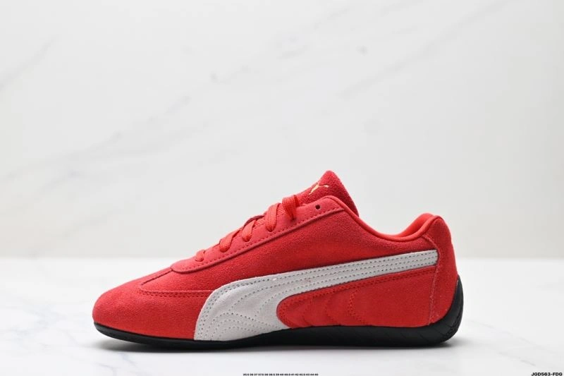 Top mirror Puma Shoes