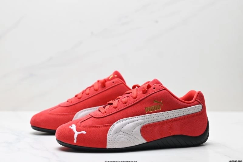 Top mirror Puma Shoes