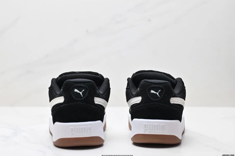 Top mirror Puma Shoes