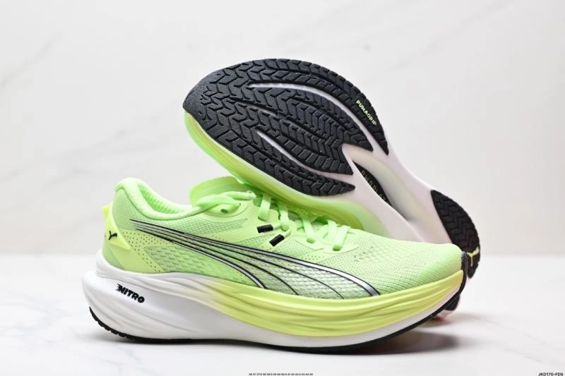 Accurate model Puma Shoes