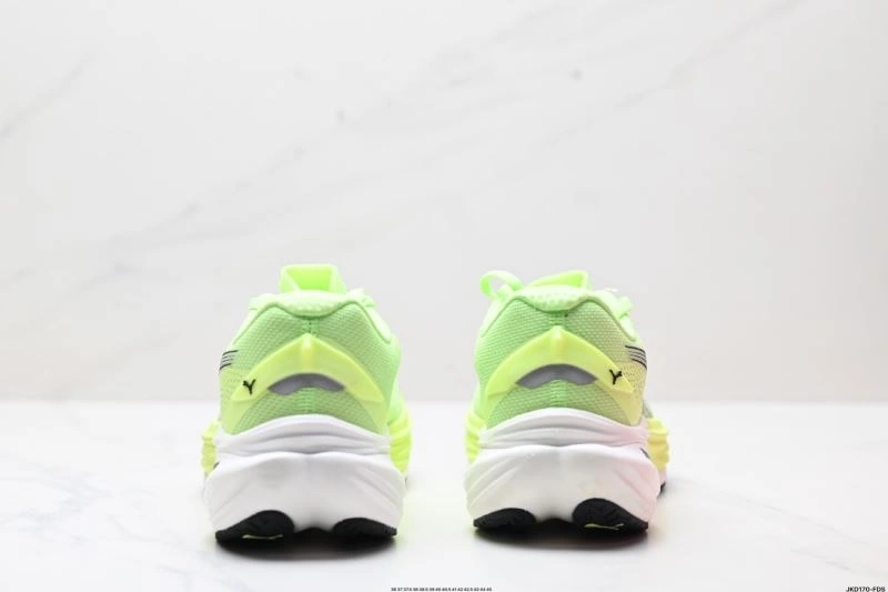 Accurate model Puma Shoes